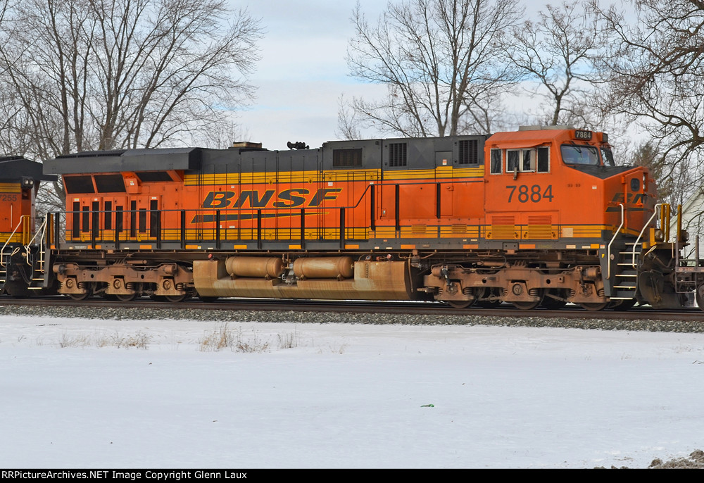 BNSF 7884